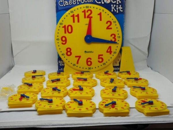 How to Teach Telling Time Using the Hour Hand - It's All Primary